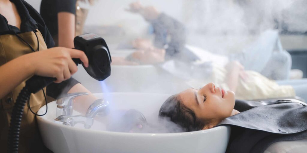 These Are The Best Hair Steamers For Curly Hair | The Mestiza Muse